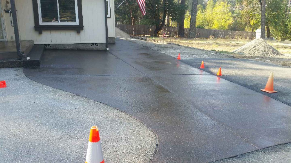 EXPOSED AGGREGATE – Pro Edge Concrete