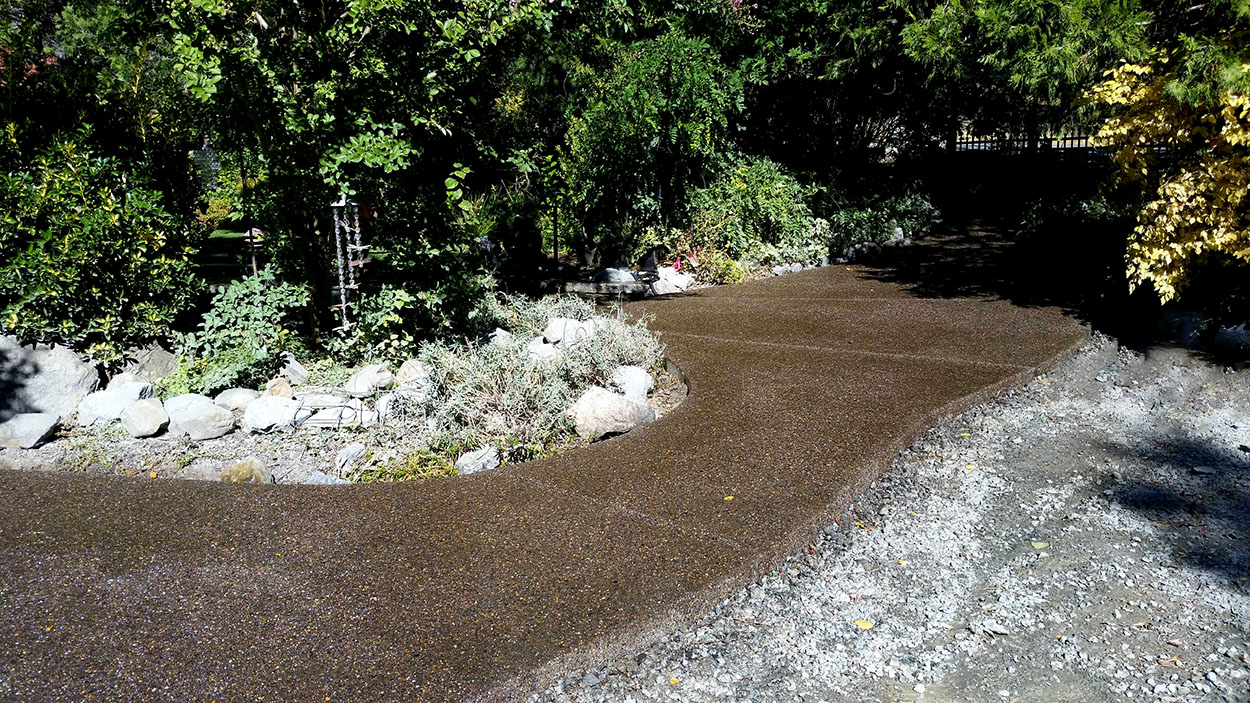 Exposed Aggregate Sidewalk Construction in Grants Pass, Oregon – Pro ...